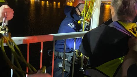 Cpd And Charleston Firefighters Save The Life Of Suicidal Man On Ravenel Bridge
