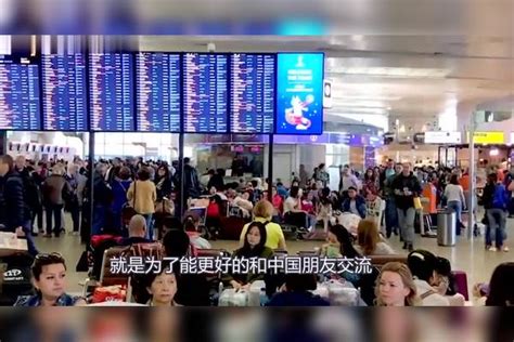 俄罗斯人怎么看待中国的？街访当地美女，她们的答案我给一百分！美女百分中国