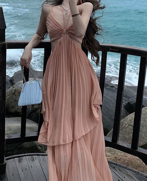 비치원피스 홀터넥 허리트임 쉬폰 주름 롱원피스 나시원피스 백트임 휴양지원피스 비치원피스 쉬폰원피스 신혼여행 여름휴가 바캉스 컨셉촬영 스냅사진 핑크롱원피스 보라색롱원피스