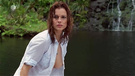 Nude Video Celebs Actress Suzan Anbeh