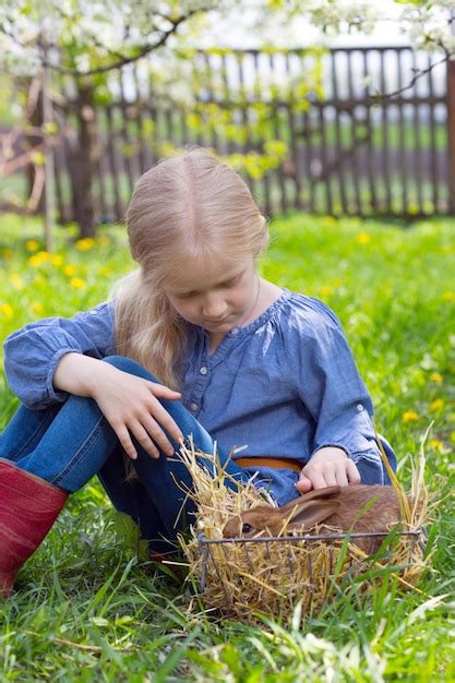Premium Photo Girl In The Garden