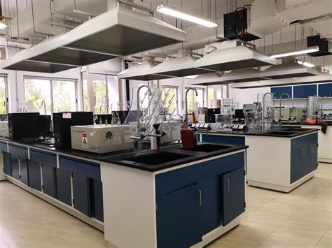 上海大学化学教学实验中心
