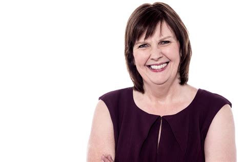 38 Short Hairstyles For Women Over 50 In 2023 Hood Mwr