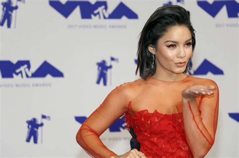 Wild Facts About Vanessa Hudgens The Spring Breaker Starlet Factinate