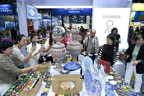 浙江：2024中国义博会 进口商品展开幕 人民图片网