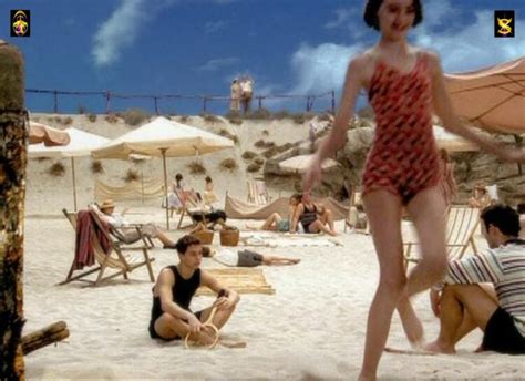 Hot Sexy Hannah Taylor Gordon Bikini Pics