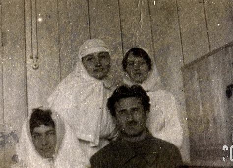 Public Archive Sovlab Collection Of Unknown Nurse Photo 022 P Pos S1 23 03 2011 V02 Jpeg