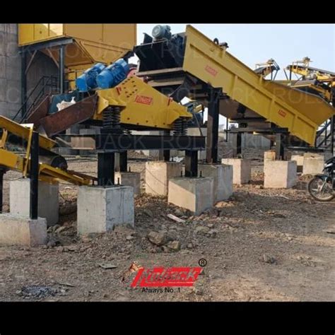Mild Steel Roljack Sand Washing Screw Classifier Capacity 60 Tonhour