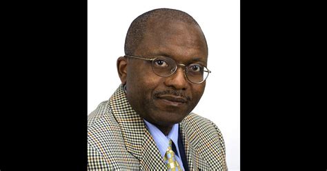 Une Distinction Prestigieuse Pour Le Professeur Associé Innocent Kamwa