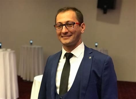 След 20 години да се завърнеш от Анталия като комплексен управител в Дунав плаза откъдето си