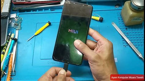 Solusi Pocophone F1 Stuck Miui Youtube