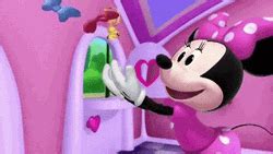 Minnie Mouse Showing Off Her Bow Toons Gif Gifdb Com