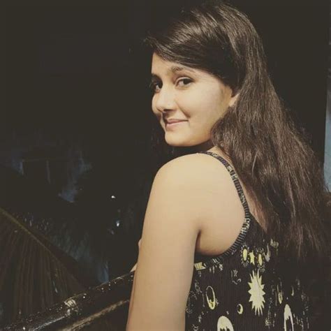 priya dwivedi biography age birthday mahoba birthplace nurse