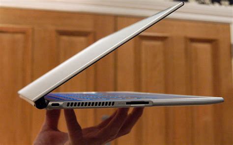 Lenovo Luncurkan Lavie Z Series Laptop Teringan Di Dunia Okezone Techno