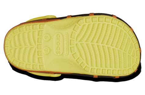 Crocs Spongebob Classic Clog Banana Oct 2023 209824 7hd