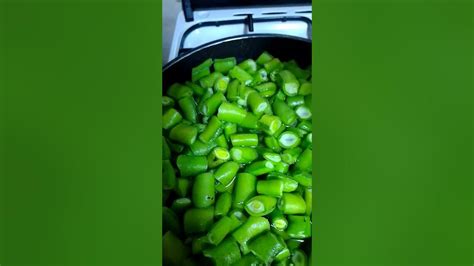 طريقتي المميزة ب الفول المقلى و سر لونو يبقى أخضر 😋😍 Youtube