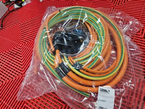 New Phoenix Contact J1772 Ccs Type 1 Charge Port Ev T1gbie12 1acdc80a200a4 5m1 New Motion