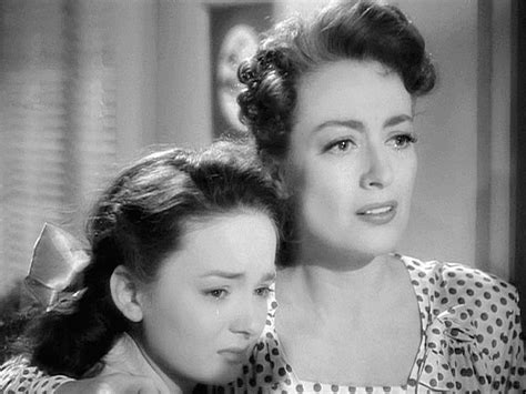 Joan Crawford And Ann Blythe In Mildred Pierce 1945 Joan Crawford