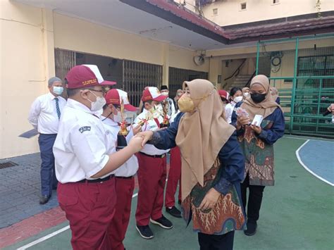 Pelantikan Dokter Kecil Dan Pengumuman Juara Lomba Coding Internal Artik Sd Ar Rahman Motik