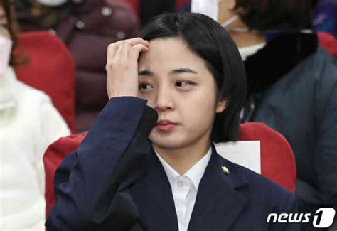 류호정 정의당 탈당 제3지대 세번째 권력 될것 Zdnet Korea