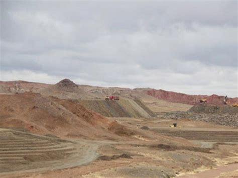 “Цагаан суваргын ордын төрийн эзэмшлийн хувь тогтоох тухай” УИХ ын 2014 оны тогтоолыг олон