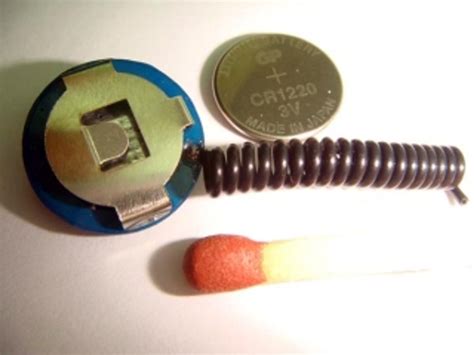 Tiny Uhf Transmitter And Receiver