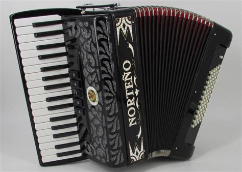 Acordeon Marca Norteño 34 Teclas 5 Registros Negro Gabbanelli Accordions