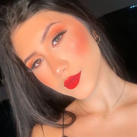 Nicolly Sr On Threads