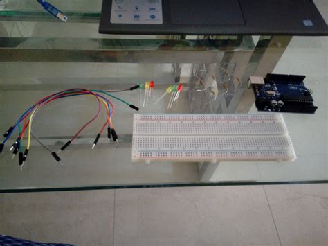 fritzing project secuencia de 6 leds rv