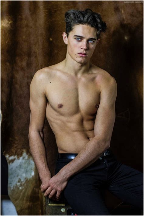 Fashionisto Exclusive George Elliott By Cesar Perin The Fashionisto