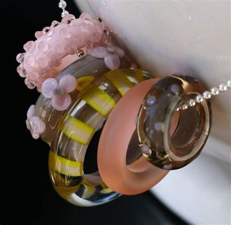 Set Of 5 Handmade Glass Lampwork Ring Beads With Free Chain Gorgeous