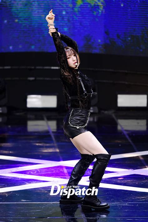 [현장포토] 고혹미 물씬 이채연 Mz 뱀파이어 디스패치 뉴스는 팩트다