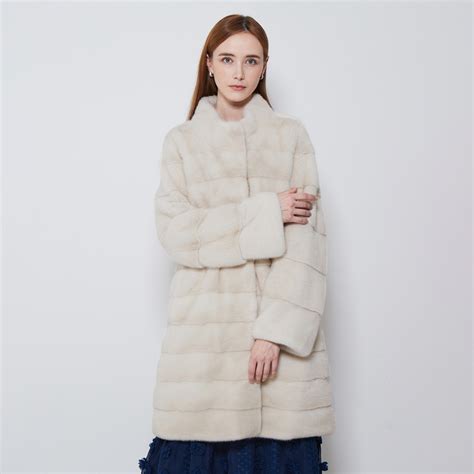 노블 호리젠탈 셔링 밍크 코트 코펜하겐 플래티넘 퀄리티 3개 색상 라프라우 Lafrau