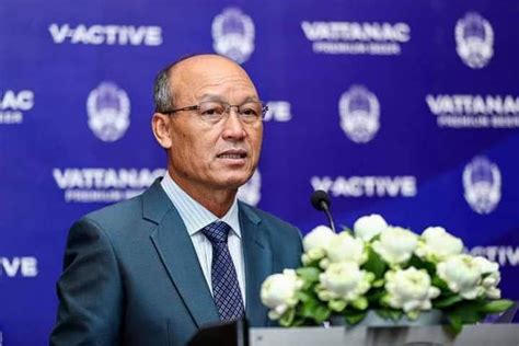 ក្រសួងអប់រំស្នើសុំ នាយឧត្តមសេនីយ៍ សៅ សុខា នៅបន្តធ្វើជាប្រធានសហព័ន្ធកីឡាបាល់ទាត់កម្ពុជា នគរដ្រេហ្គន