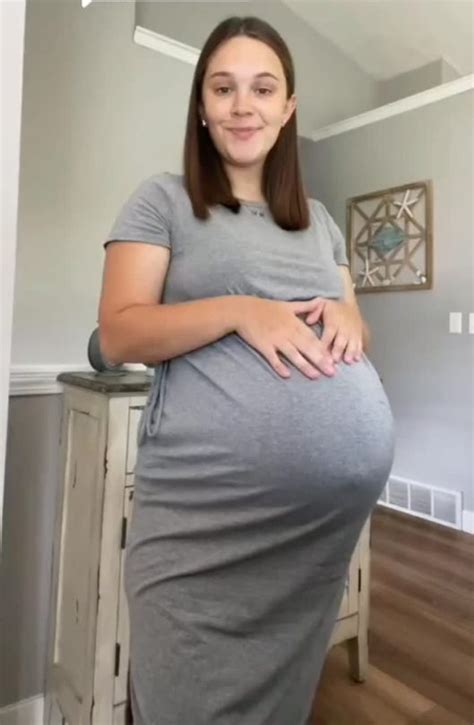 That Belly Rubthe Sheer Size Of That Bump W909999 On Tumblr