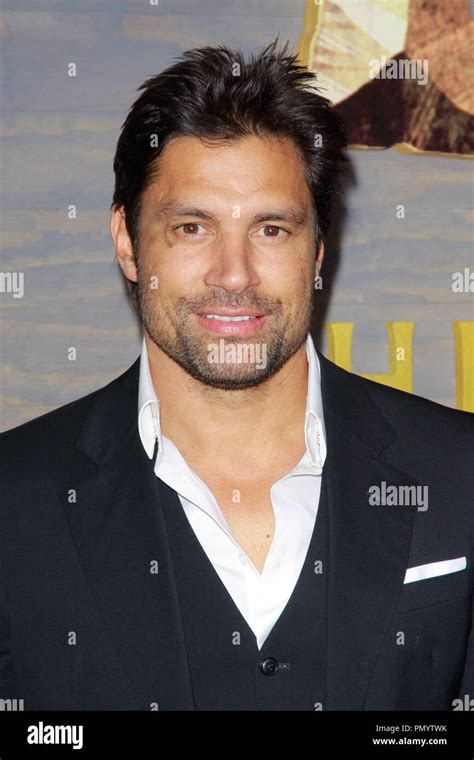 Manu Bennett At The Premiere Of New Line Cinema Metro Goldwyn Mayer