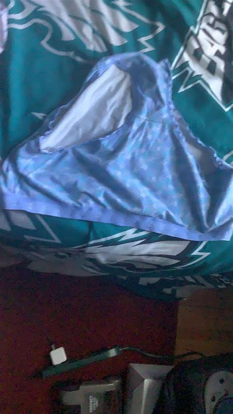 19m Wannabe Sissy Took These From My Mom Would Love To Chat About It Scrolller