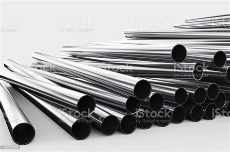 흰색 배경에 금속 파이프의 클로즈업 흰색 배경에 고립 된 철 파이프 더미 3d 렌더 일러스트레이션 0명에 대한 스톡 사진 및