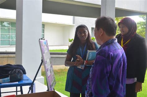 Karnival Kerjaya Fptp Uthm 2015 Norpadzlihatun Manap