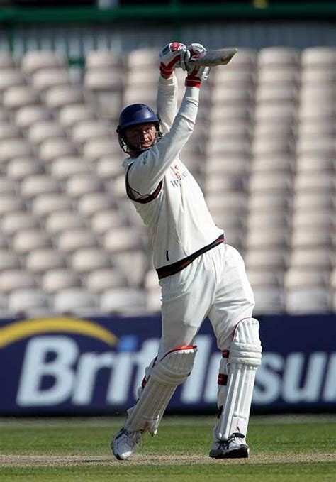 Glen Chapple Scored 53 To Extend Lancashires Lead Past 300