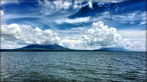 A La Isla Volcánica Lago Nicaragua Ometepe Nicaragua Wheres Chevin