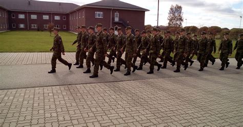 НАТО може відправити військових інструкторів в Україну Цензор НЕТ