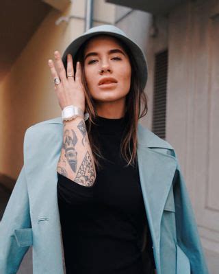 Eva Bogut Fashion And Beauty Photographer