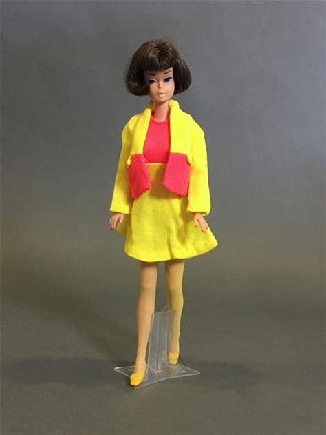 Lot Dark Brunette American Girl Barbie Wearing Tagged Rare Pair 1462 Mismatched Hose