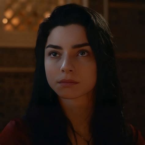 Что верно то верно мы меняемся под влиянием людей которых встречаем и порой настолько что