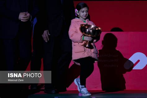 از خداحافظی اسکندری تا حضور دختر کاپشن صورتی در افتتاحیه