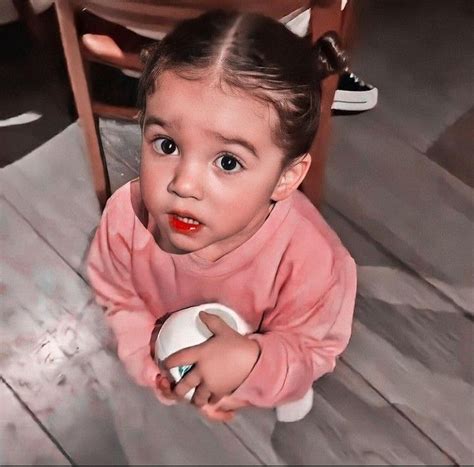 Pin De Briannacruz En Kima Sofia Fotos De 5 Amigas Fotos De Chicas Guapas Fotos De Chicas