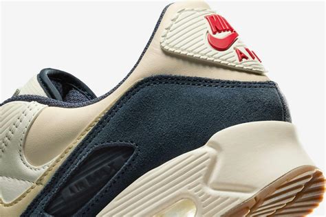 Nikes Air Max Fire Wants To Be The Next Hot Shoe Clearly