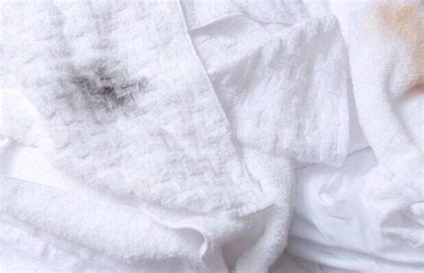 Tips Steps To Tackle Cosmetic Stains On Your Hotels Linens