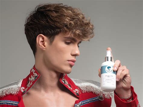Avenue Man Curl Activating Spray Frizz Free Activator For Defined Irresistible